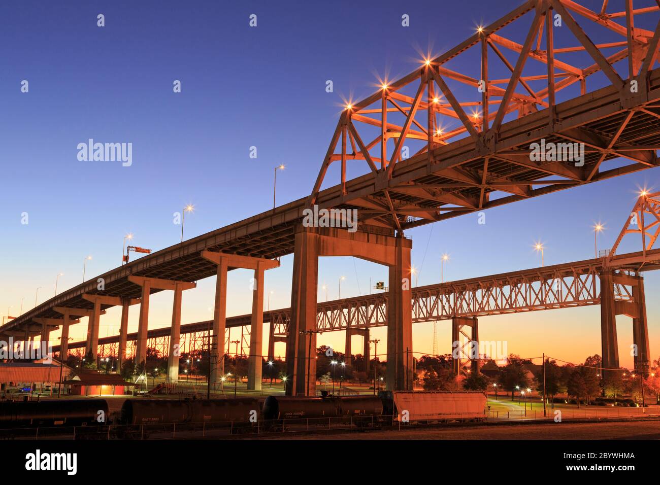 Crescent City Connection Bridge, New Orleans, Louisiana, USA Stock ...