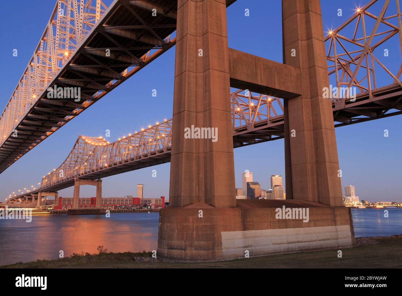 Crescent City Connection Bridge, New Orleans, Louisiana, USA Stock ...