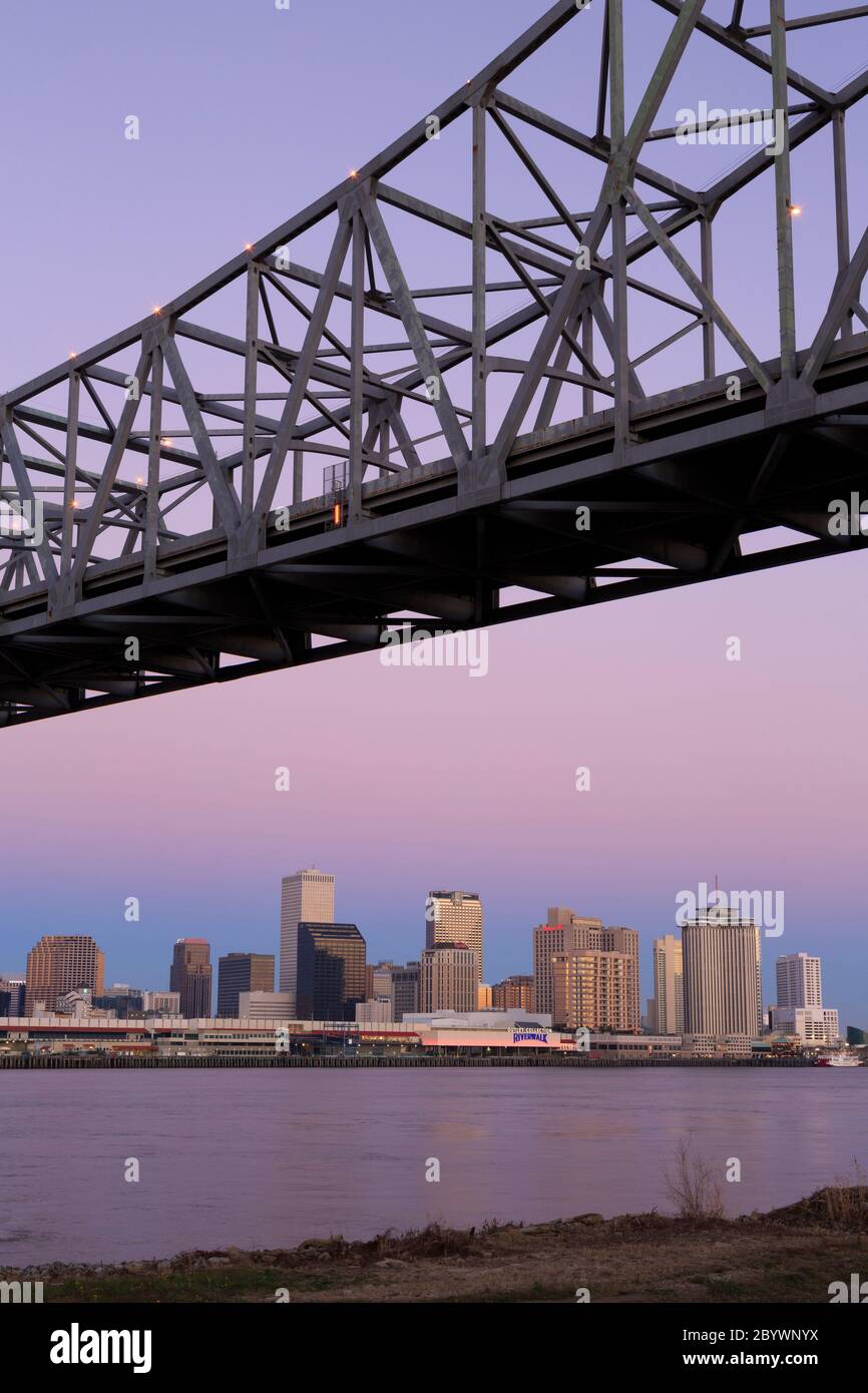 Crescent City Connection Bridge, New Orleans, Louisiana, USA Stock ...