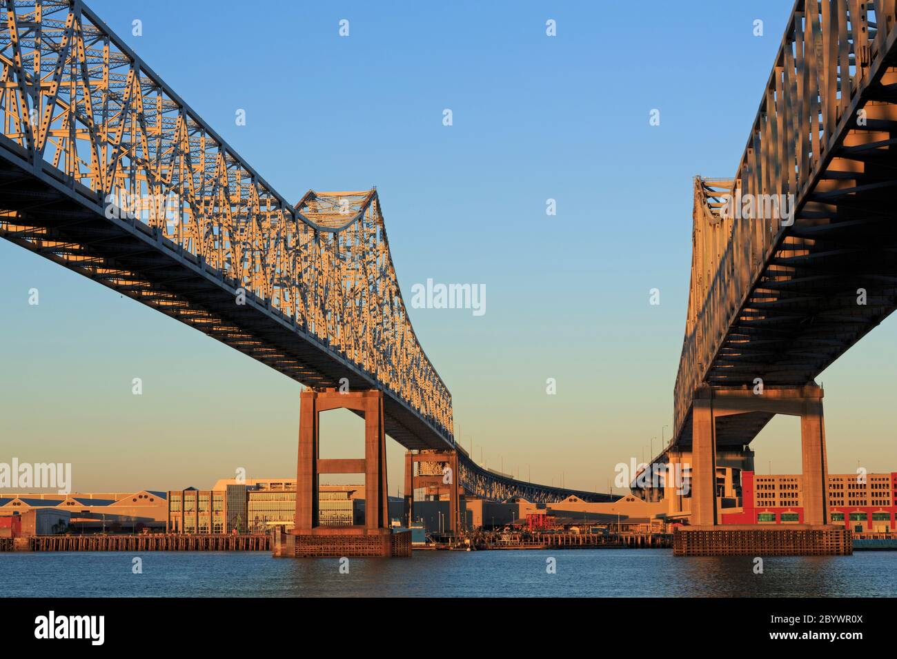 Crescent City Connection Bridge, New Orleans, Louisiana, USA Stock ...