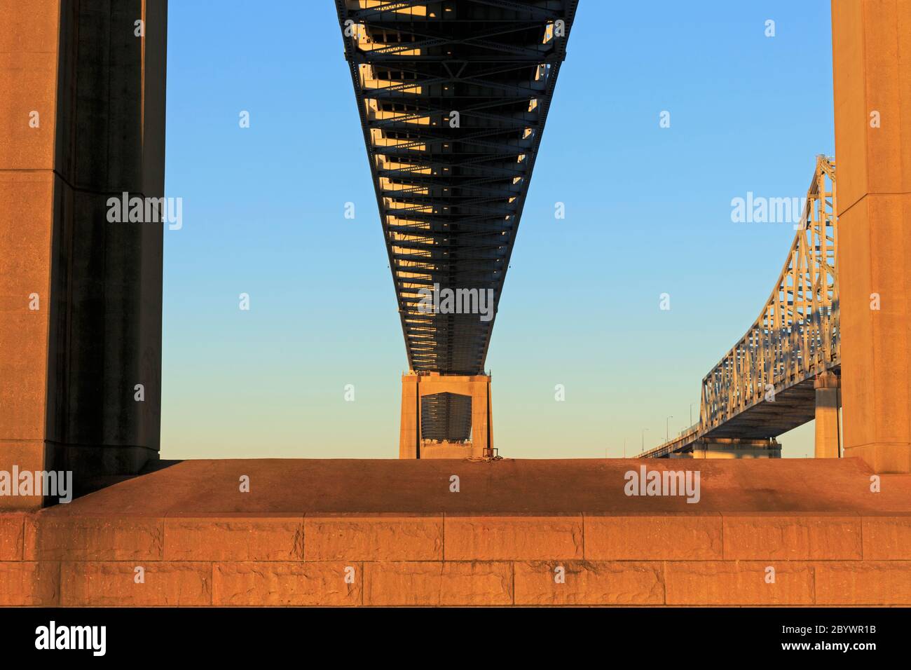 Crescent City Connection Bridge, New Orleans, Louisiana, USA Stock ...