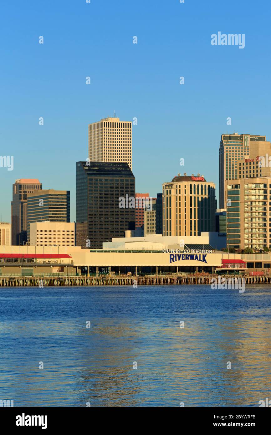 Mississippi River & New Orleans skyline, Louisiana, USA Stock Photo - Alamy