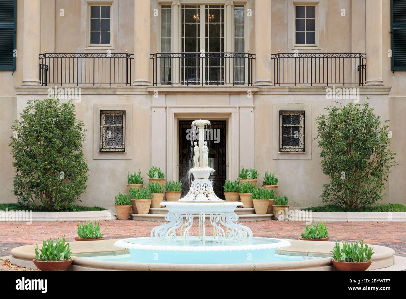 Fountain, Longue Vue House & Gardens, New Orleans, Louisiana, USA Stock ...