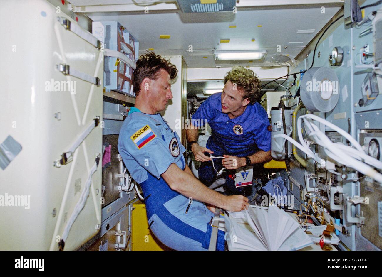 (15-21 May 1997) --- Onboard Russia's Mir Space Station's Priroda ...