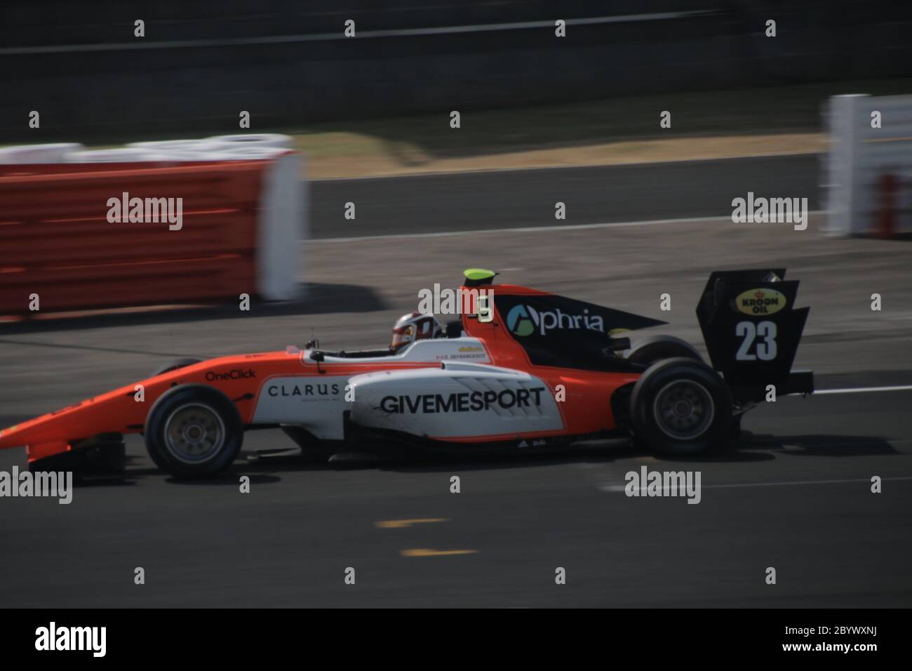 Formula 1 teams hi-res stock photography and images - Alamy