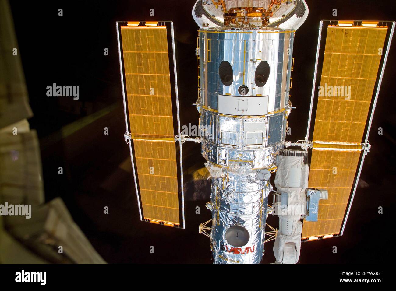 (13 Feb. 1997) --- A front-lighted full view of the captured Hubble ...