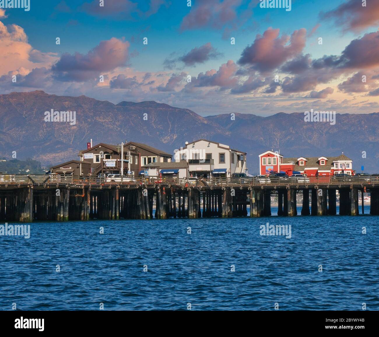 Pier restaurants shops on hi-res stock photography and images - Alamy