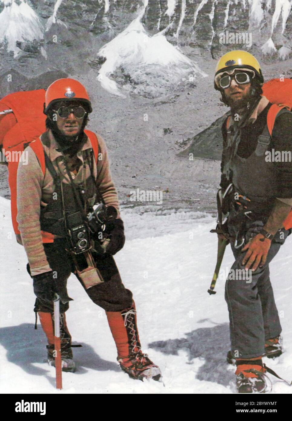 1980s mount everest mountain climbers hi-res stock photography and ...