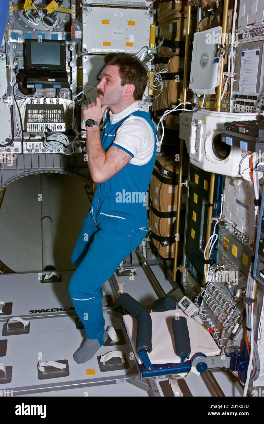 Cosmonaut aleksandr kaleri hi-res stock photography and images - Alamy