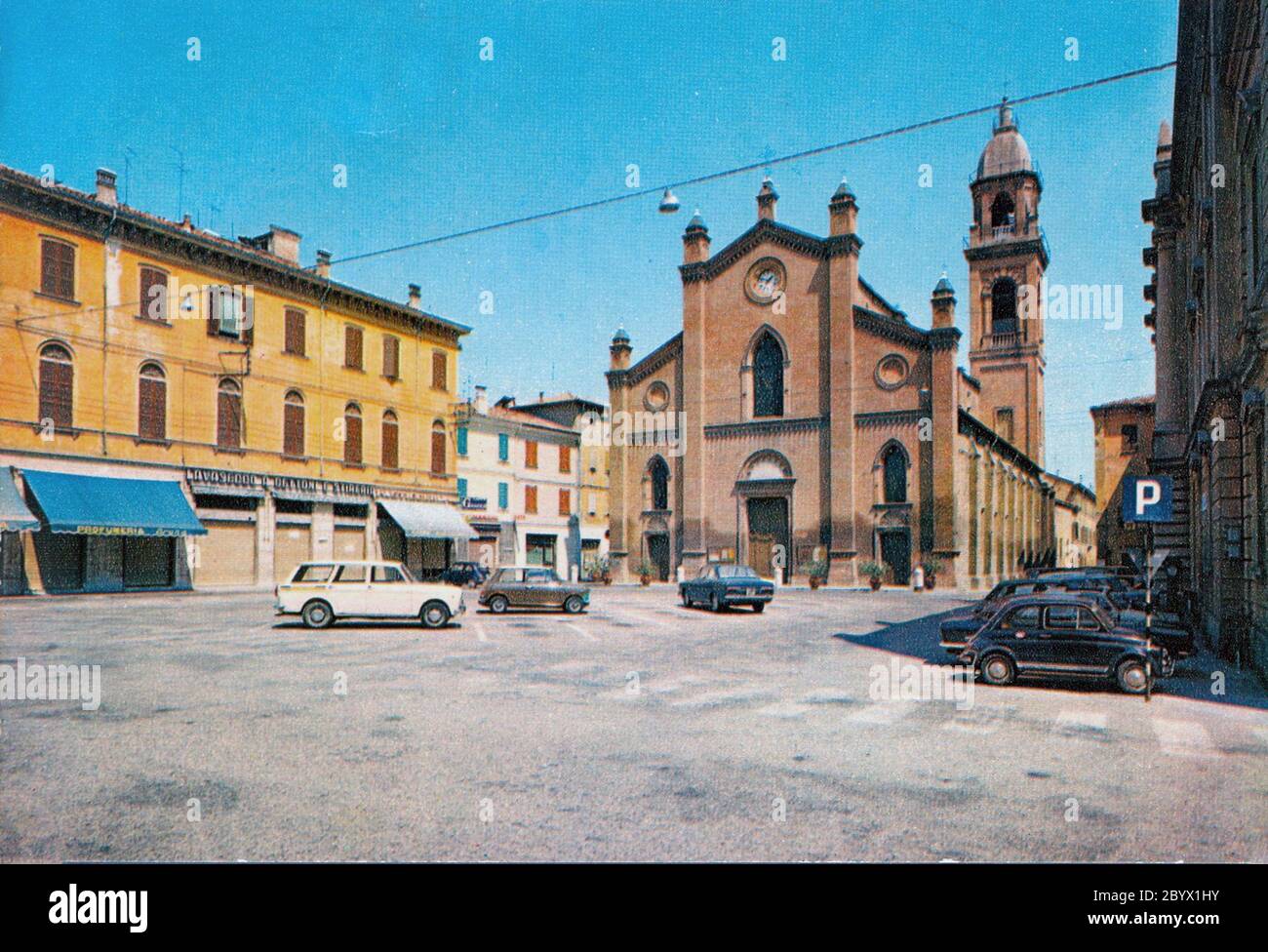 Mirandola hi-res stock photography and images - Alamy