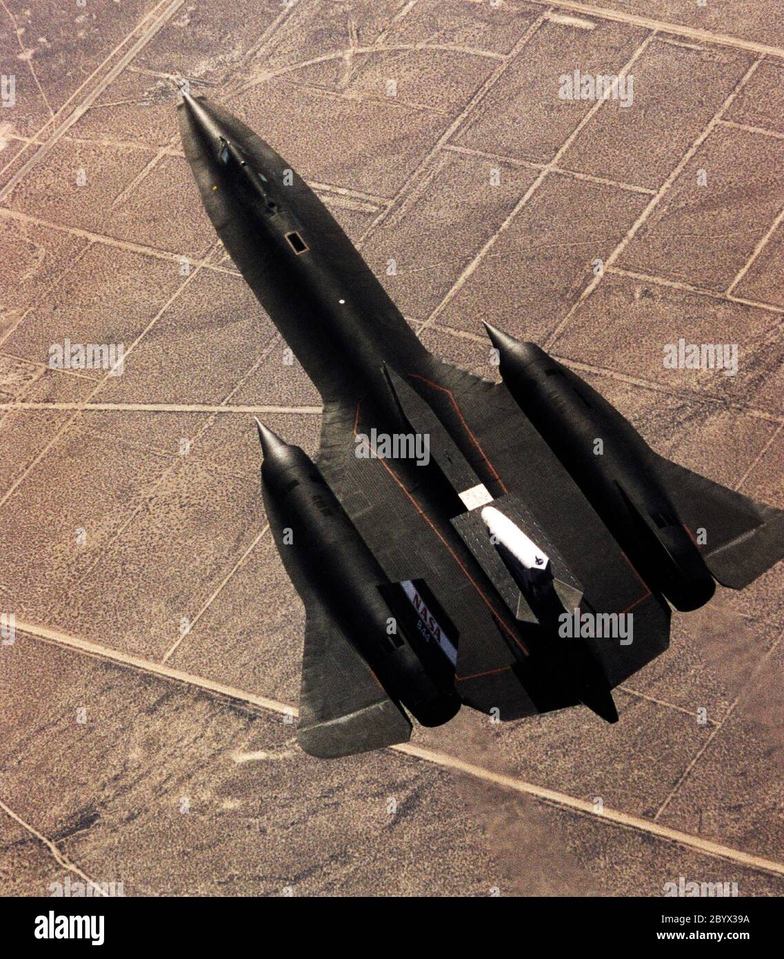This photograph shows the SR-71 with the Linear Aerospike SR-71 ...