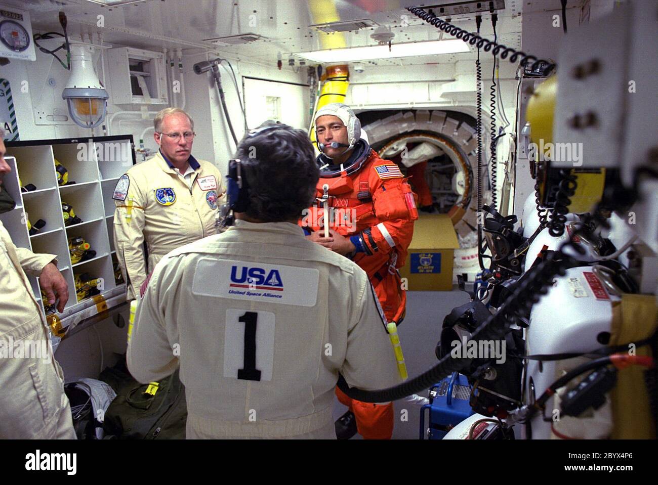 Astronaut carlos noriega hi-res stock photography and images - Alamy