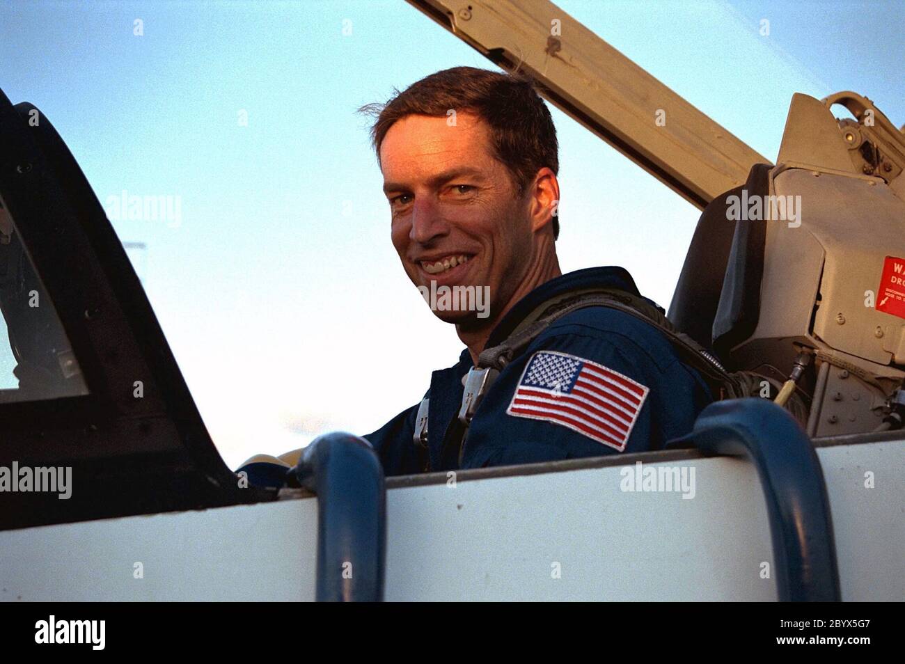 STS-86 Commander James D. Wetherbee arrives in a T-38 jet at KSC’s ...