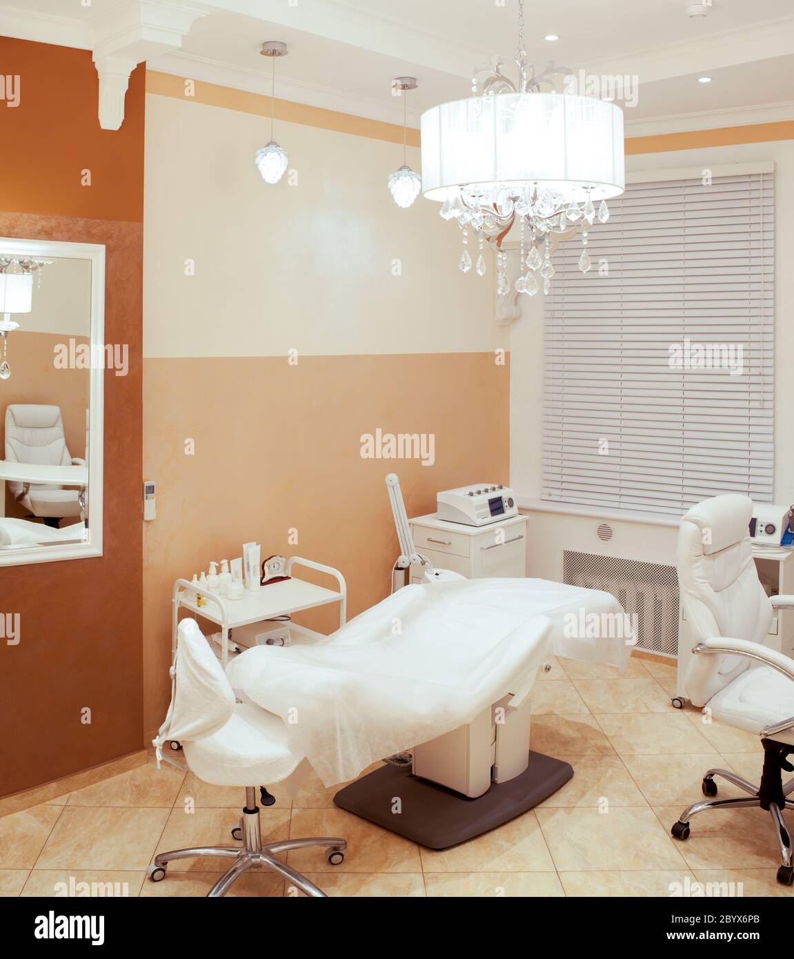 Interior of a beauty salon Stock Photo - Alamy