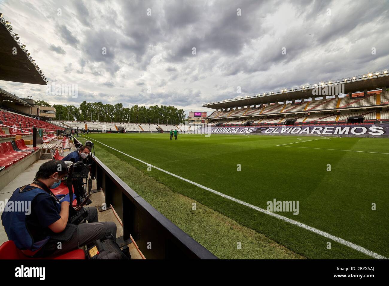 General view of the vallecas stadium hi-res stock photography and ...