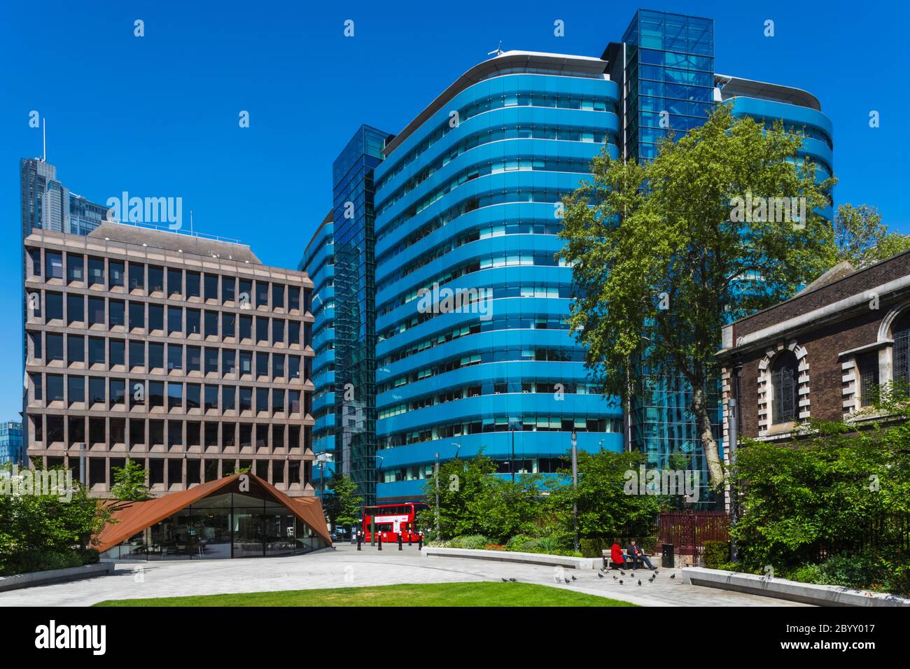 England, London, City of London, Aldgate Square Stock Photo - Alamy