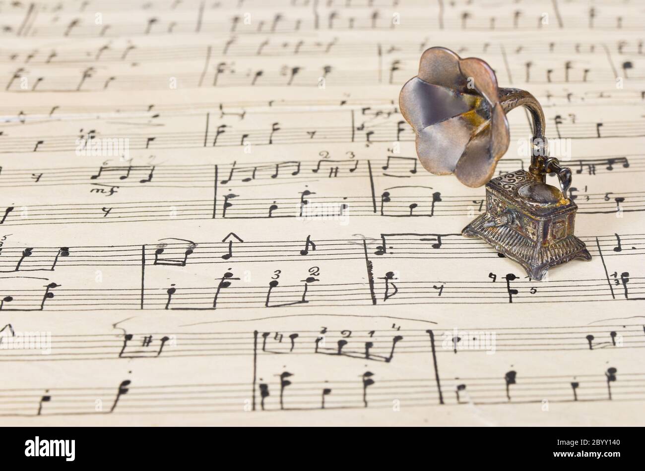 Very old handwritten sheet music hi-res stock photography and images ...