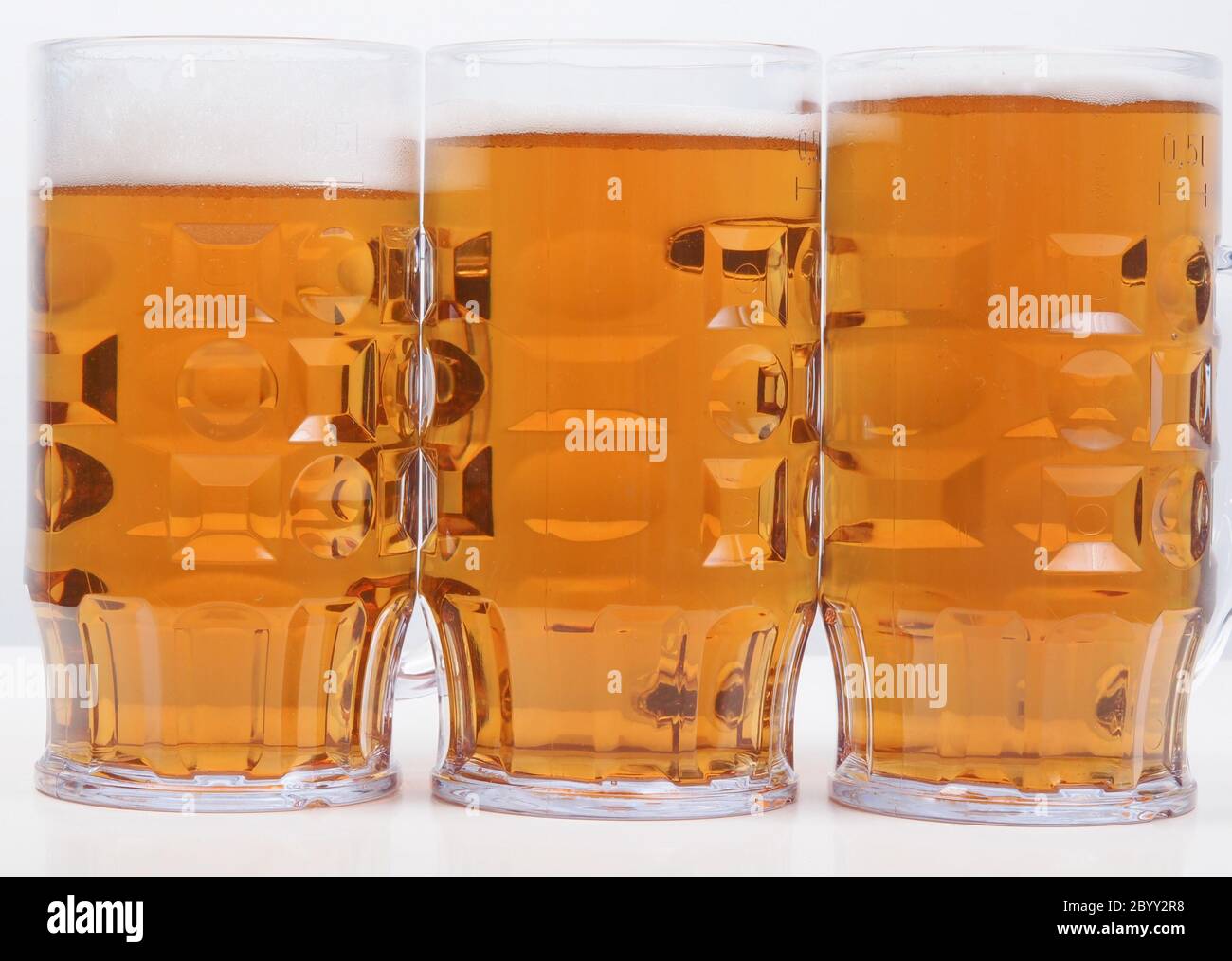 Cerveza ale lager alcohol hi-res stock photography and images - Alamy