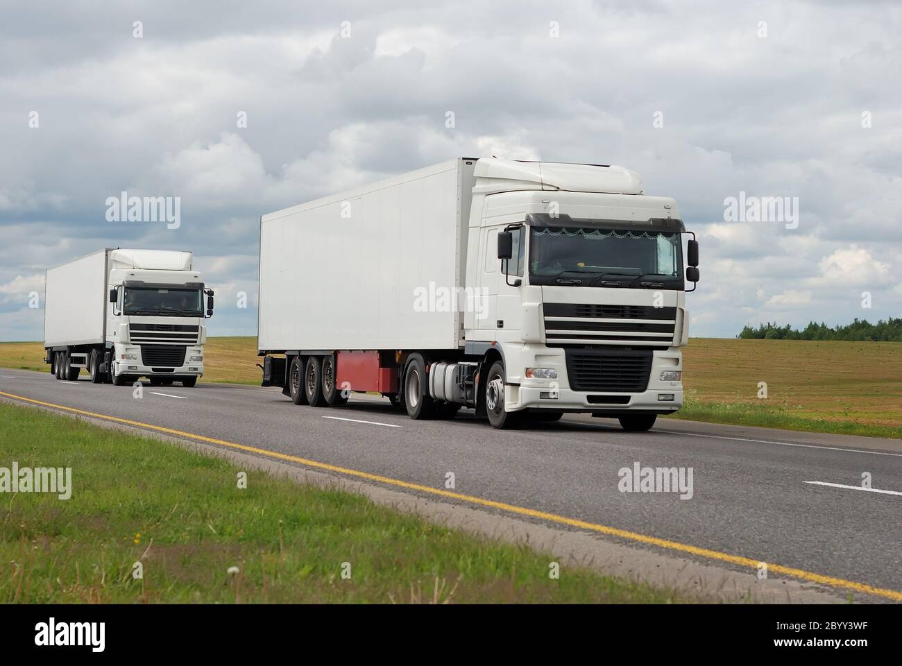 White delivery trucks hi-res stock photography and images - Alamy