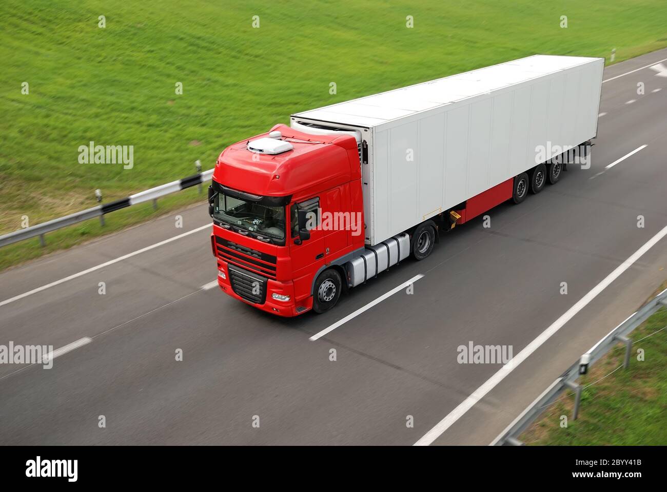 Lorry and trailer hi-res stock photography and images - Alamy