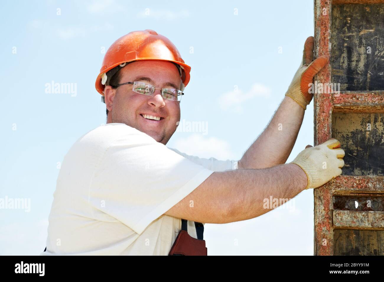 Cast in place concrete construction hi-res stock photography and images ...