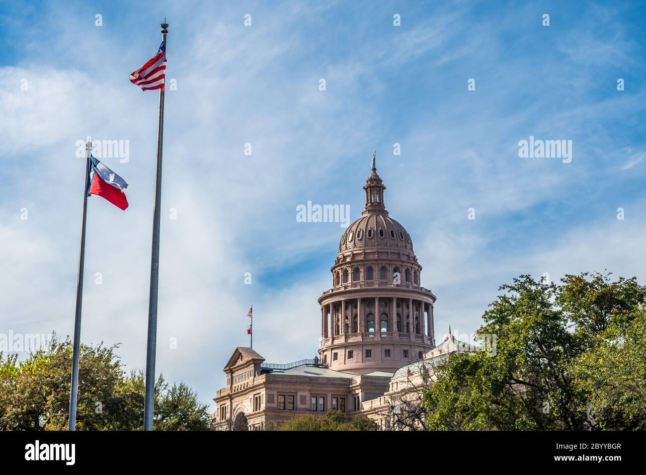 Austin, TX, USA - March 9, 2019: The huge outside preserve grounds of ...