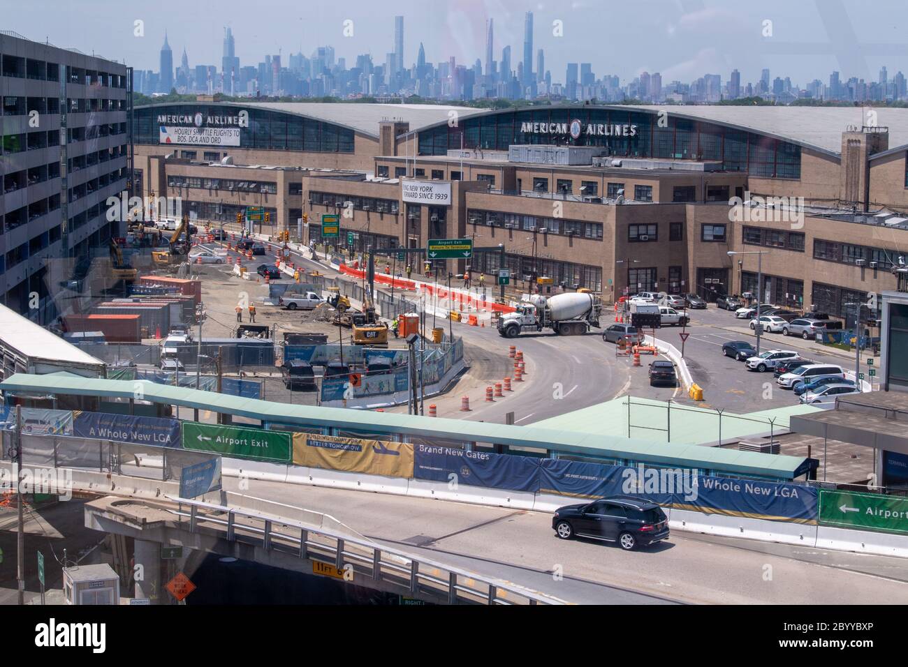 Lga construction hi-res stock photography and images - Alamy