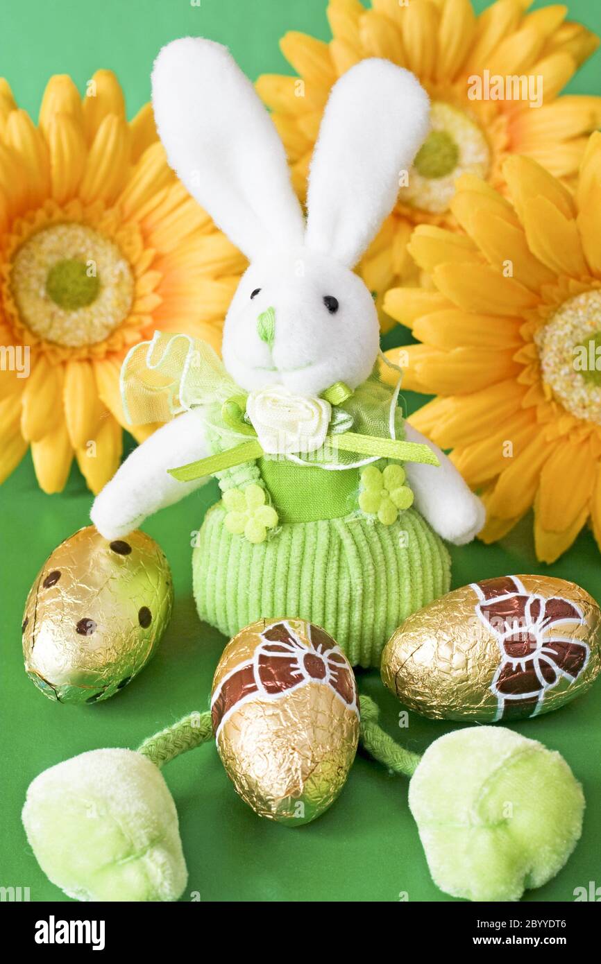 Traditional easter theme hi-res stock photography and images - Alamy