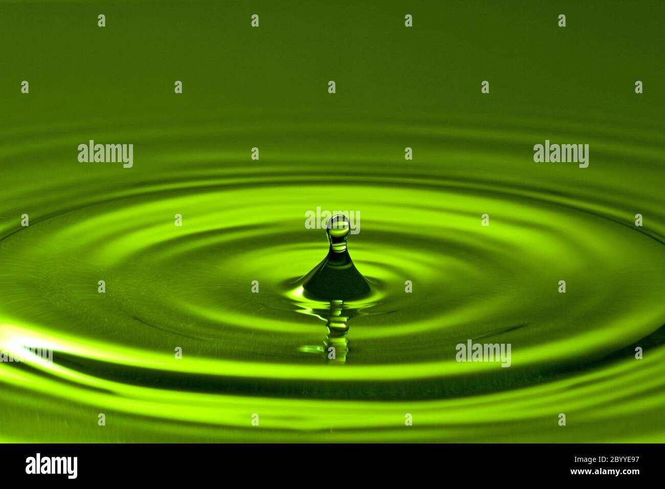 green clean water splash Stock Photo - Alamy