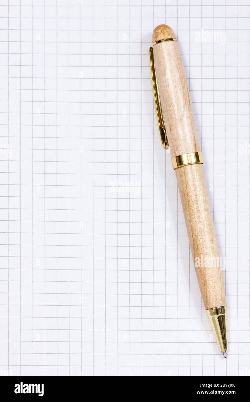 Squared paper pen hi-res stock photography and images - Alamy