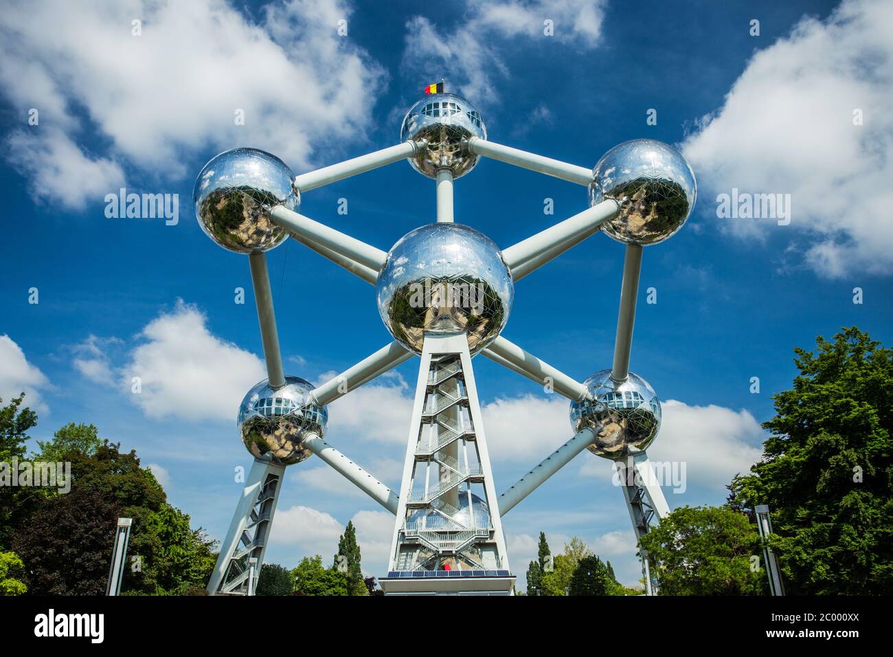 Model of atomium hi-res stock photography and images - Alamy