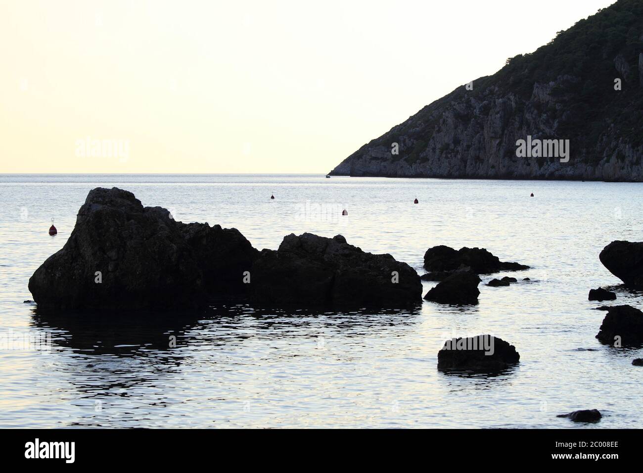 Water fluctuating hi-res stock photography and images - Alamy