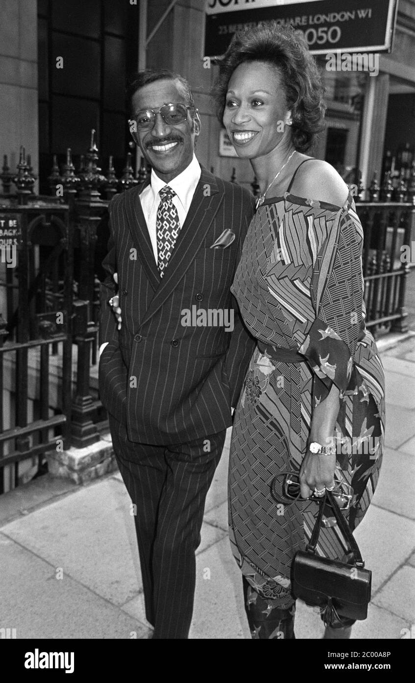 LONDON, UK. Sept 1980: Actor/singer Sammy Davis Jr & wife Altovise ...