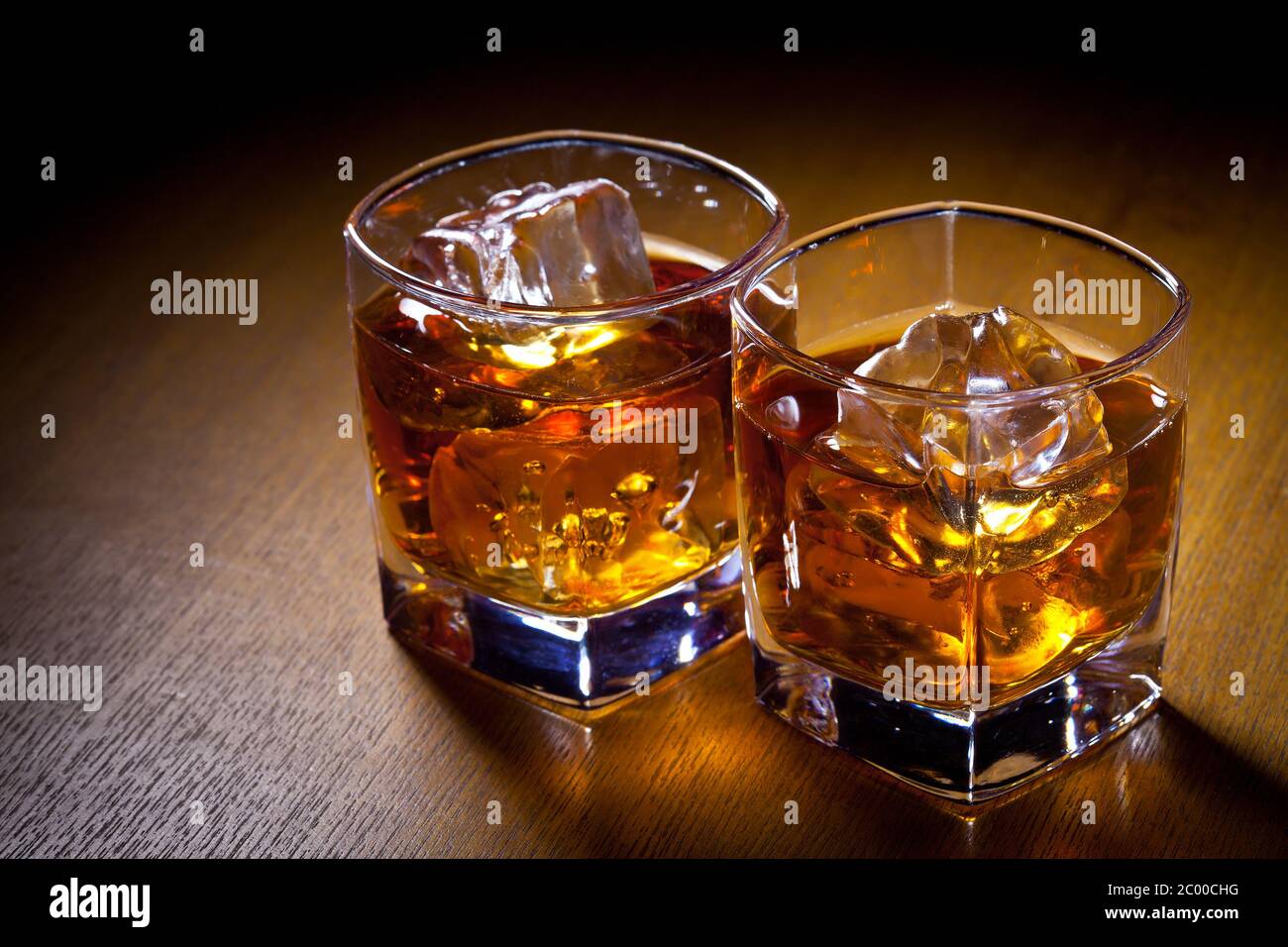 Glasses of drinks hi-res stock photography and images - Alamy
