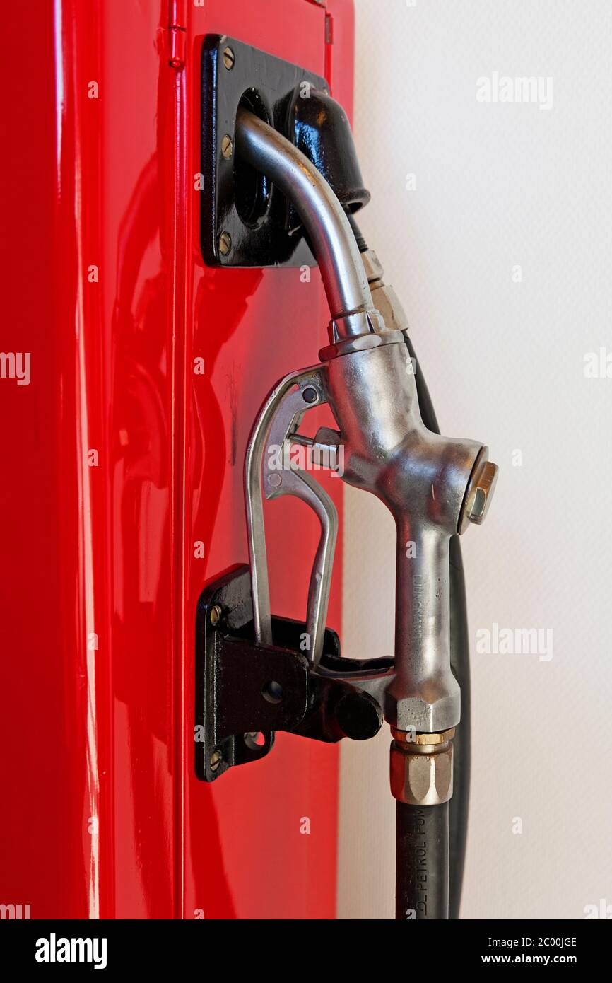 Benzene station hi-res stock photography and images - Alamy