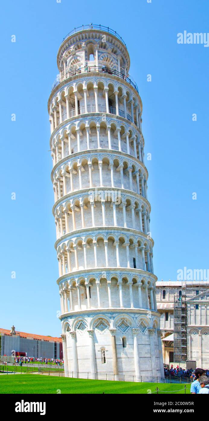 Leaning tower of Pisa, aka The Tower of Pisa, freestanding cathedral ...