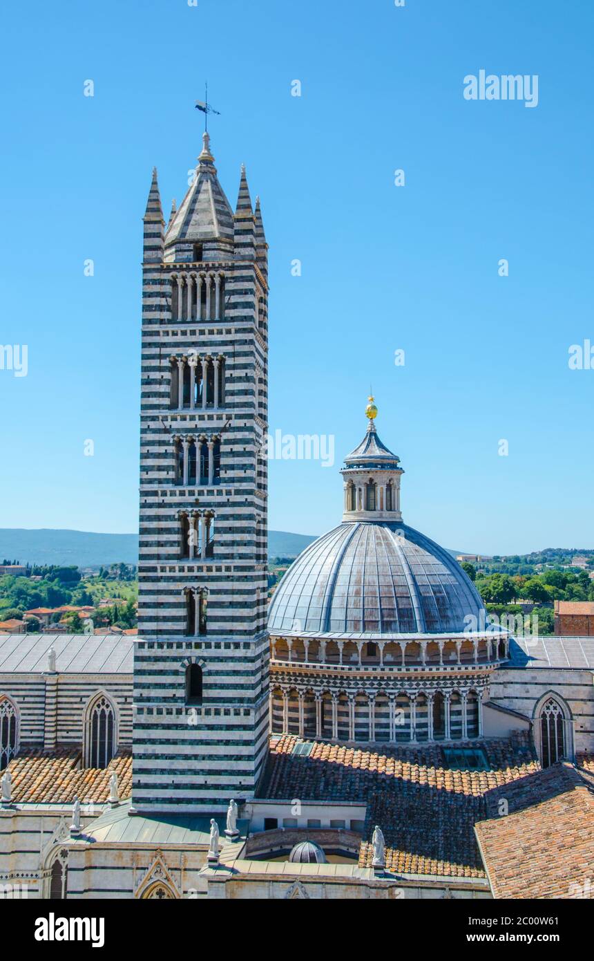 Striped facade of Santa Maria Assunta Cathedral in Siena, Italy Stock ...