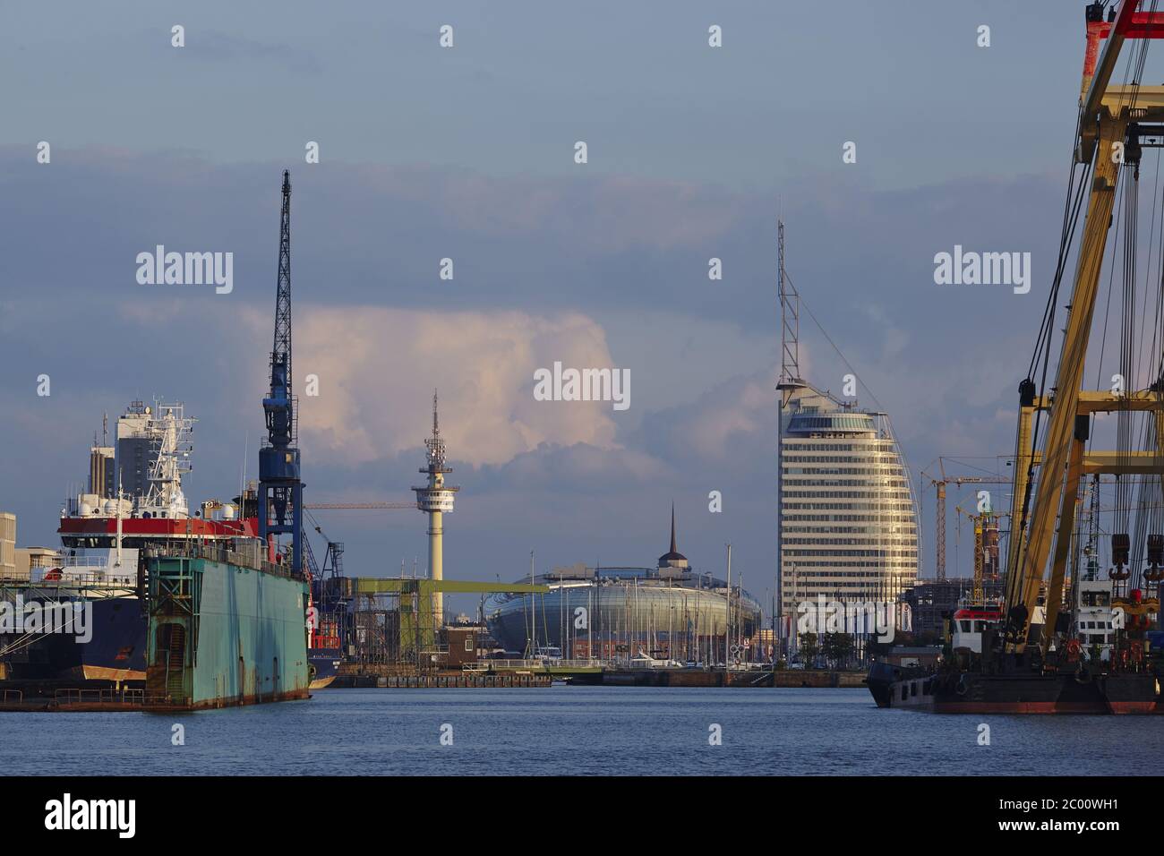 Bremerhaven port hi-res stock photography and images - Alamy
