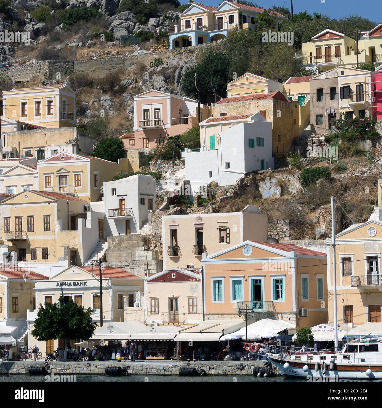 Pastel colored houses hi-res stock photography and images - Alamy