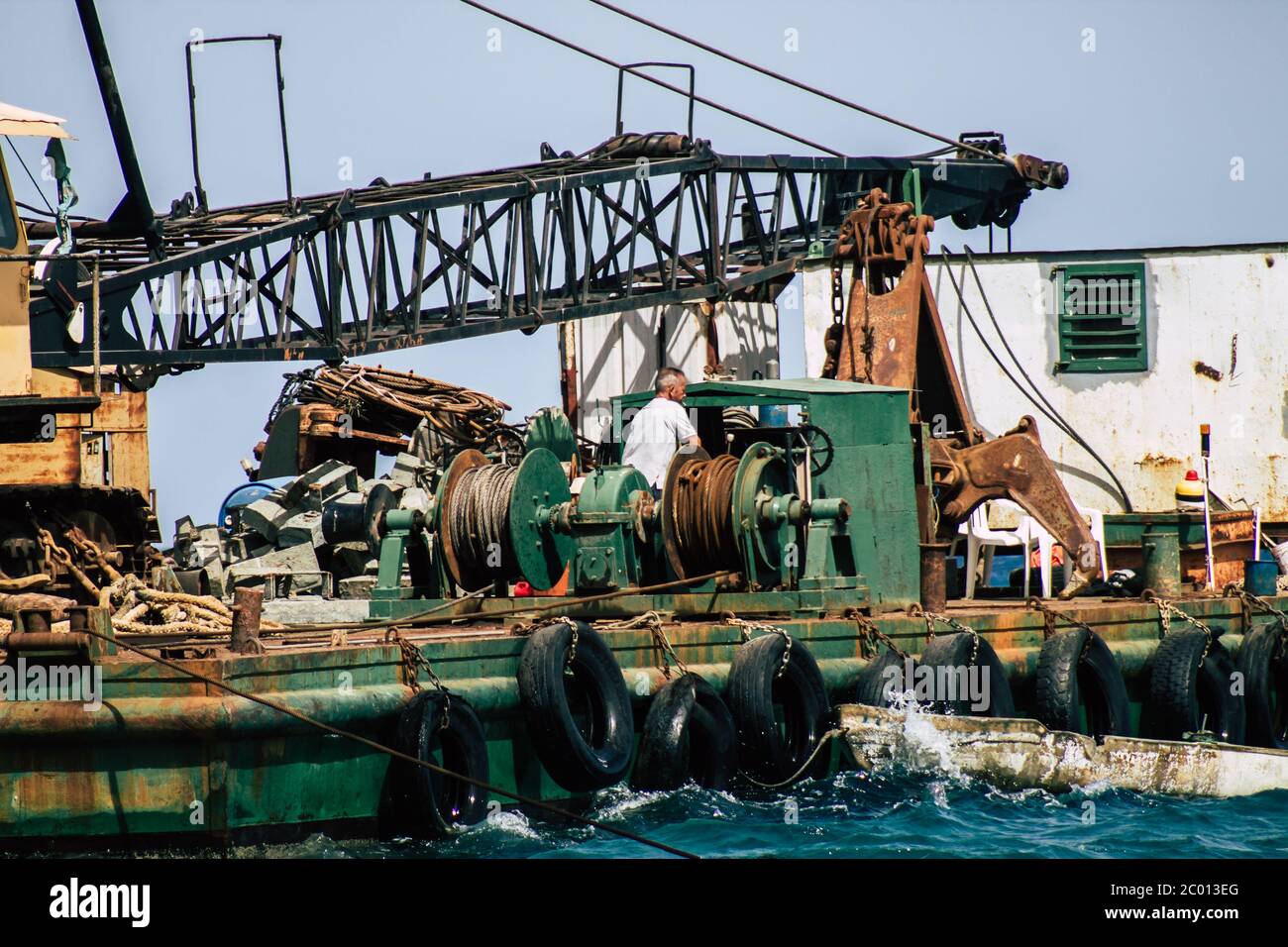 Offshore floating unit hi-res stock photography and images - Alamy