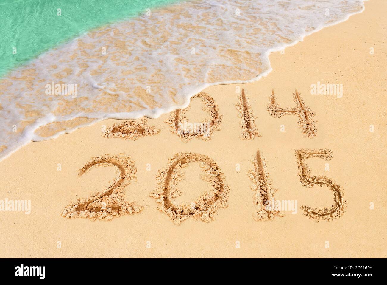 Numbers 2015 on beach Stock Photo - Alamy