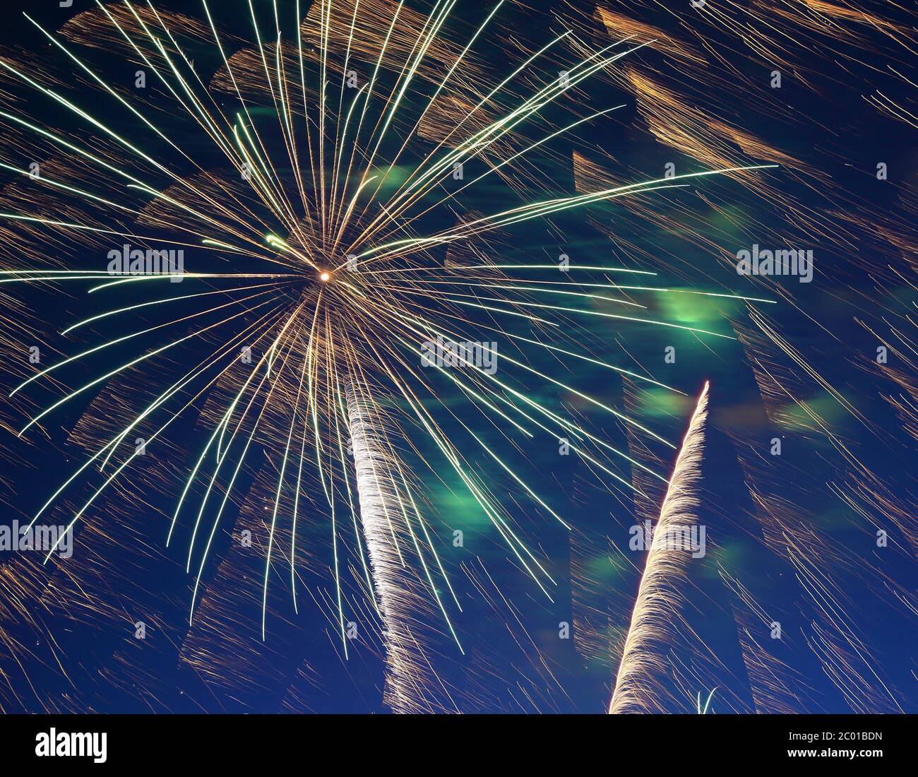 Show fireworks hi-res stock photography and images - Alamy