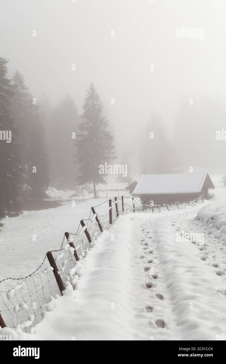 German hut way hi-res stock photography and images - Alamy