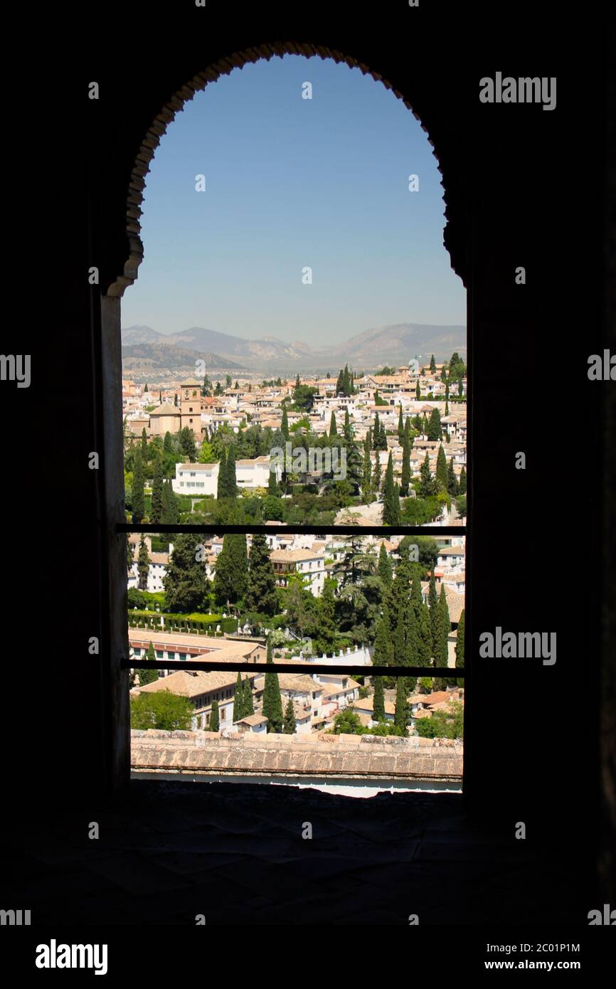 Alhambra granada window hi-res stock photography and images - Alamy