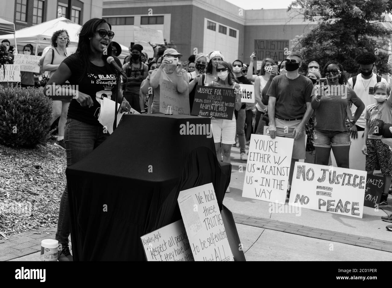 Black lives protest Black and White Stock Photos & Images - Alamy