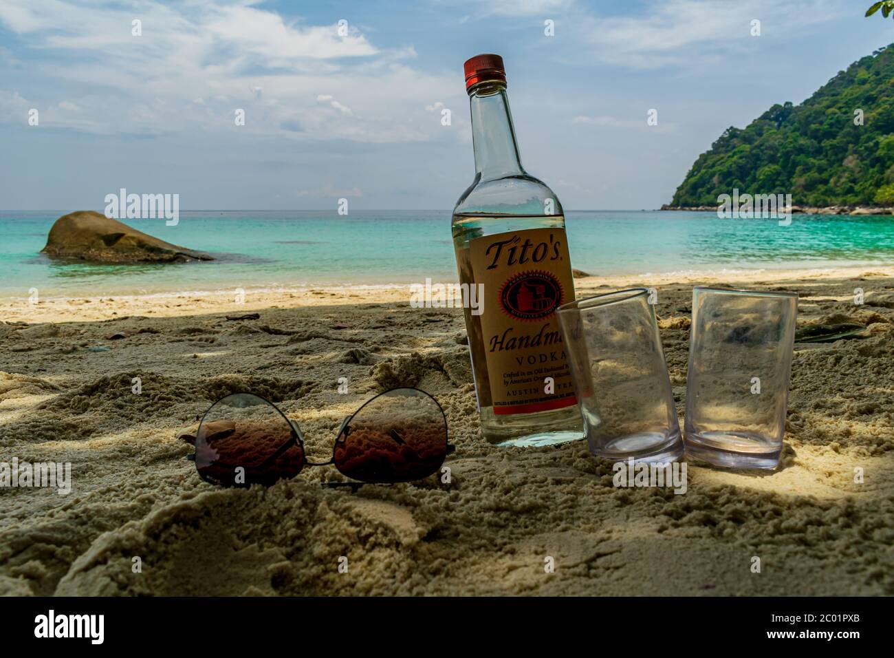 Malaysia alcohol hi-res stock photography and images - Alamy