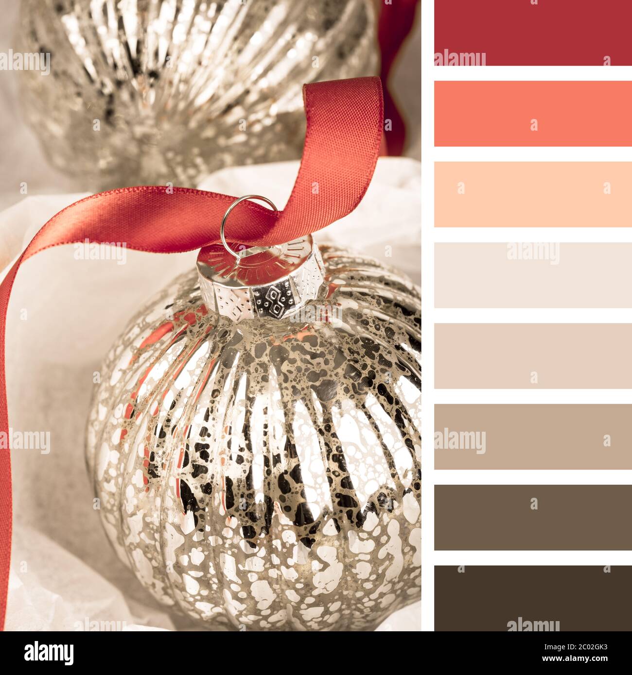 Antique Gold Color Swatch