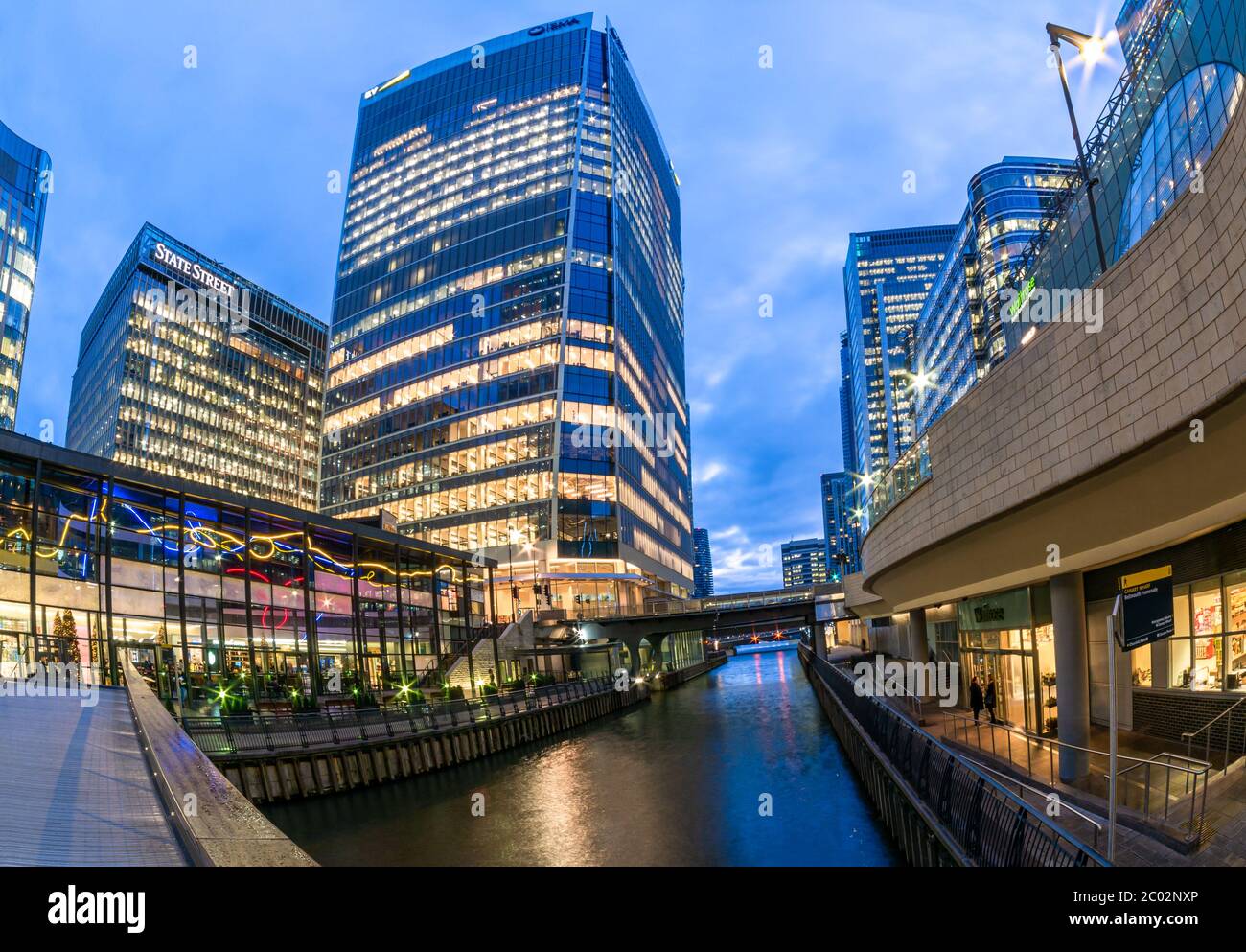 Canary Wharf, London, UK - December 11, 2019: Modern urban buildings ...