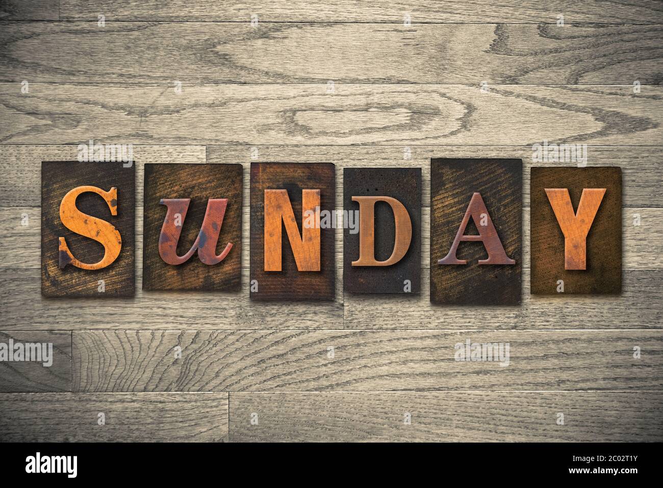 Sunday Concept Wooden Letterpress Type Stock Photo - Alamy