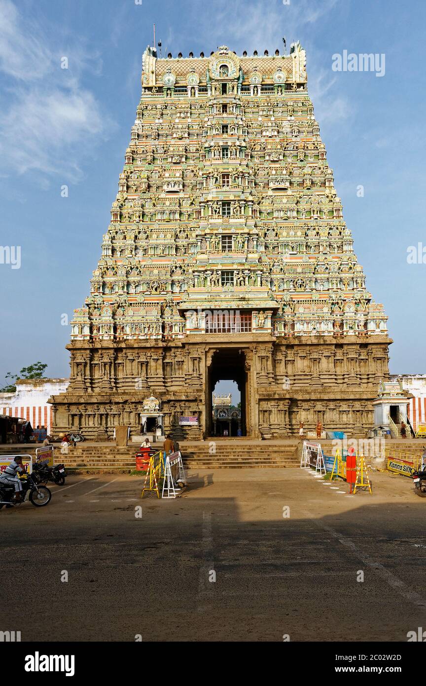 Kasi viswanathar temple hi-res stock photography and images - Alamy